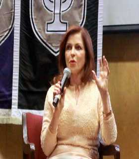 Famous Columnists - Biography, Life, Interesting Facts