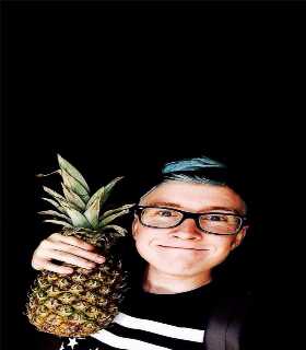 Famous YouTube Stars - Biography, Life, Interesting Facts