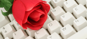 Cyber Love: 5 Must-Know Tips For Online Dating - SunSigns.Org