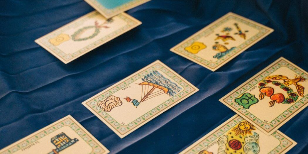 Lenormand Oracle Deck: Different Versions - SunSigns.Org